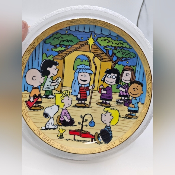 Peanuts | Holiday | The Peanuts Nativity Collector Plate A3862 The ...